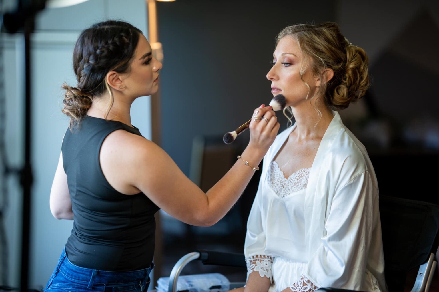 27 Questions To Ask When Choosing A Hair And Makeup Artist Brides Of Li
